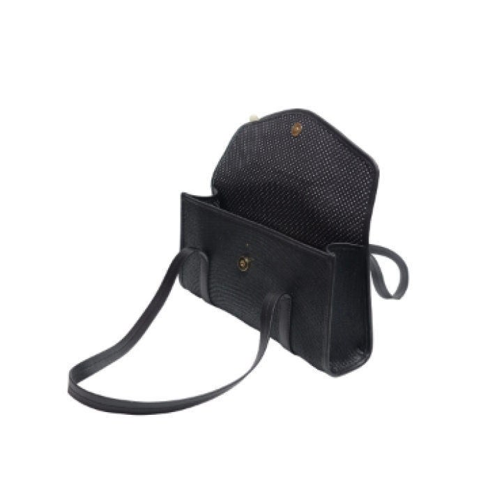 LEAH ENVELOP SHOULDER PURSE (BLACK) by LARONE